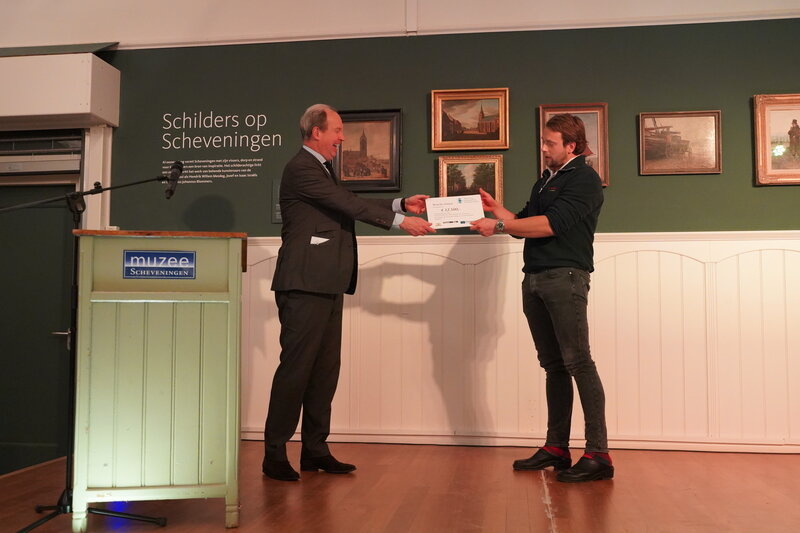 Documentary: Local fish with youth from Scheveningen